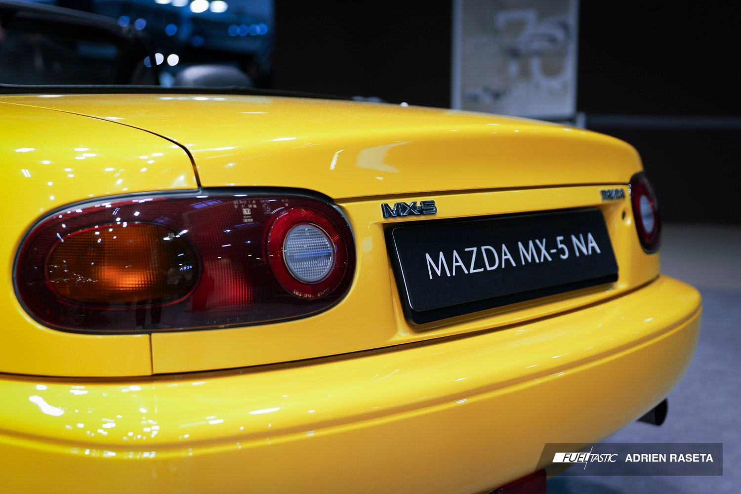 La Mazda MX-5 NA Sunracer illumine Rétromobile 2025 - Fueltastic
